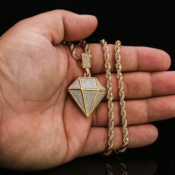 18k Gold Plated D Shape Pendant | BlingKingStar | Free shipping